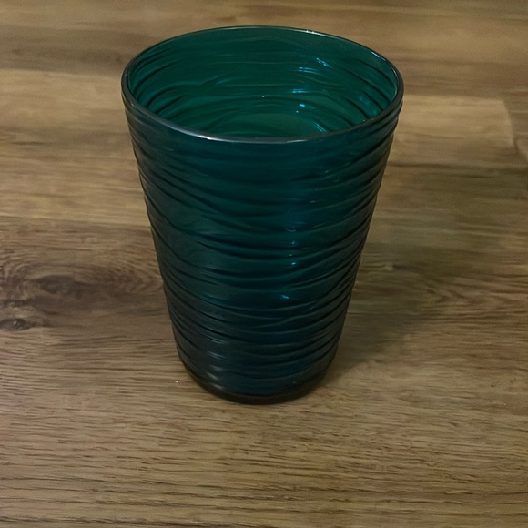 Dining | Teal Blue Plastic Cups 5 Inches Tall About 35 Inches In ...